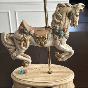 Art | Vintage Carousel Horse Music Box | Poshmark